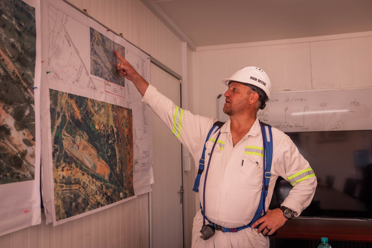 Gold boom spurs miners to dig for the mother lode